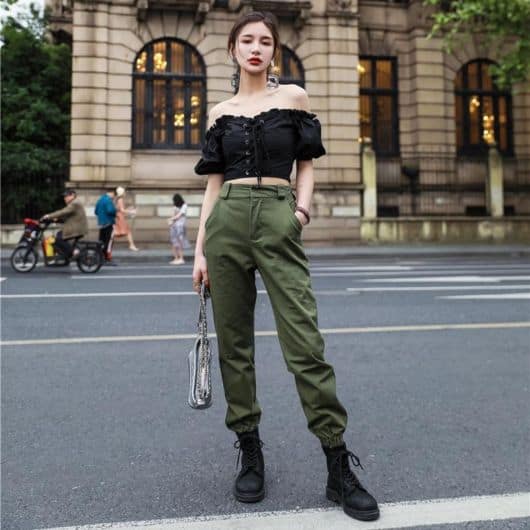 Estilo Punk: O que É, História e Como Usar Sem Erros