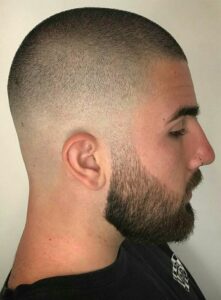 Cabelo Raspado Masculino – Com Quem Combina? Dicas e Fotos!