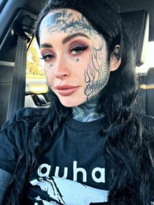 Tatuagem no Rosto: +70 tattoos únicas e surpreendentes!