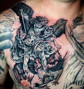 Tatuagem Arcanjo Miguel: +50 Ideias Belíssimas para Tatuar